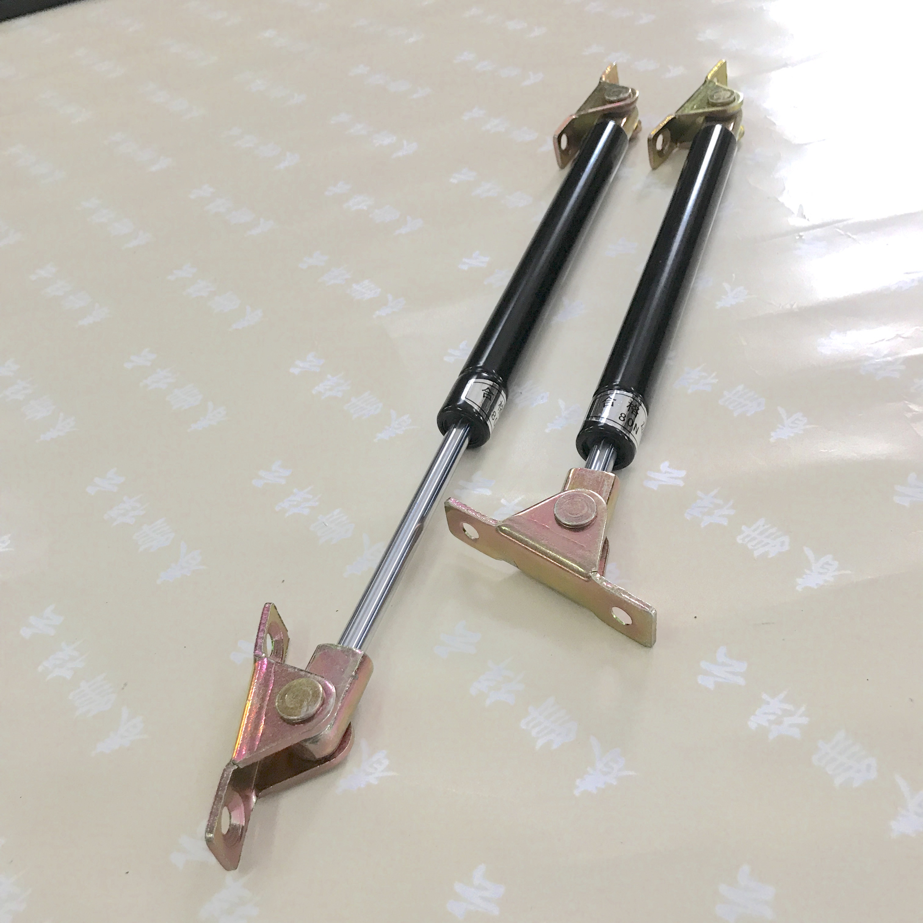 360mm 80n Gas Springs And Dampers With Brackets For Equipment Sliding ...